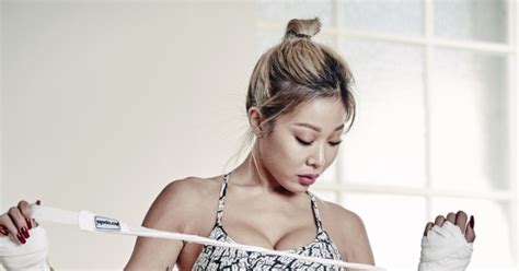 제시 밀착 레깅스 터질듯한 섹시 보디라인