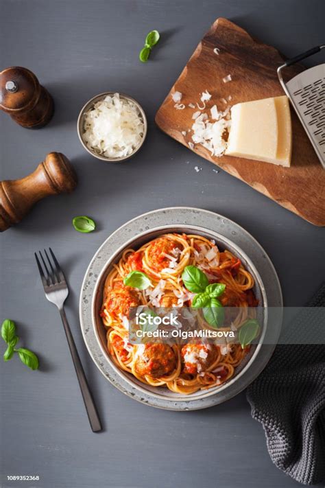 미트볼과 토마토 소스 이탈리안 파스타와 스파게티 0명에 대한 스톡 사진 및 기타 이미지 0명 건강한 식생활 고기 Istock