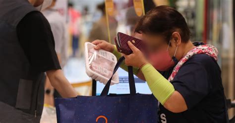 세계 일회용 비닐봉지 없는 날 오늘은 에코백 사용해요