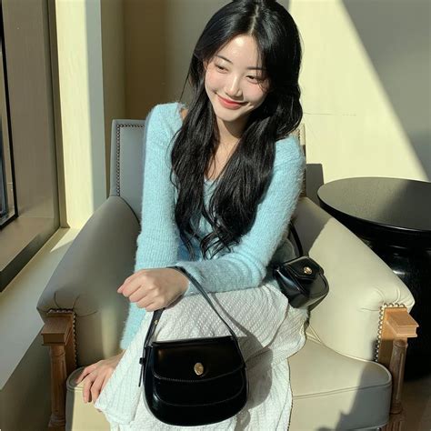 어뮤즈 미니 새들 블랙 감도 깊은 취향 셀렉트샵 29cm