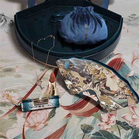 Florasis Paleta De Maquillaje Odey Con Grabado Floral The First Sightm2525 Yaxa Guatemala