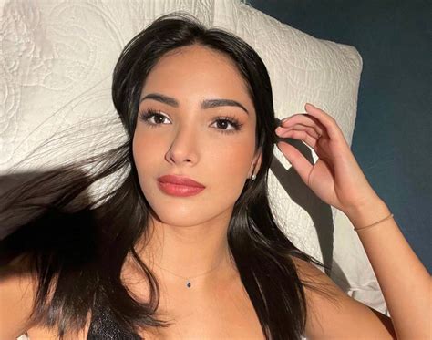 Joven Crea Grupo De Whatsapp Con Ex Para Que La Califiquen