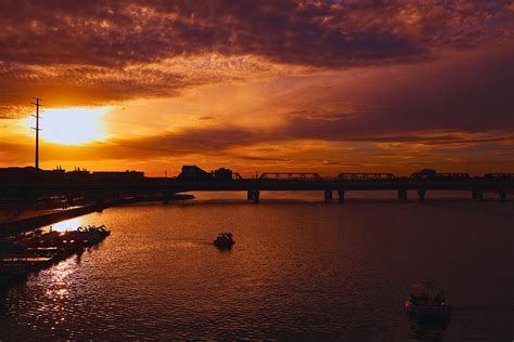 Sunset At Tempe Town Lake Photograph By Phakades Photos Fine Art America
