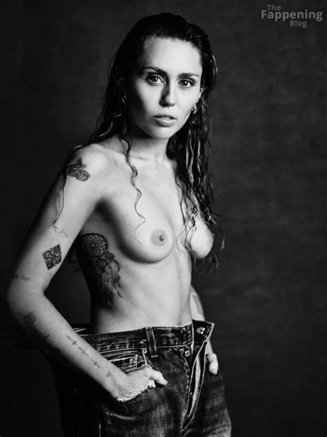 Miley Cyrus Nude And Sexy Perfect Magazine 51 Photos Thefappening