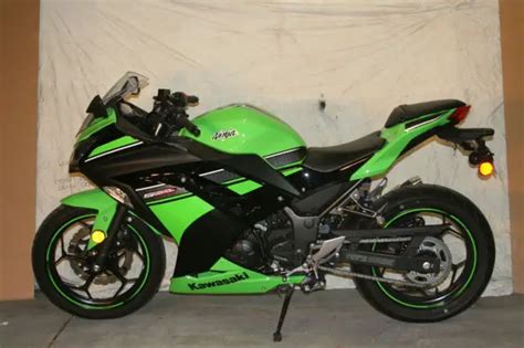 Kawasaki Ninja 300 Special Edition 2013