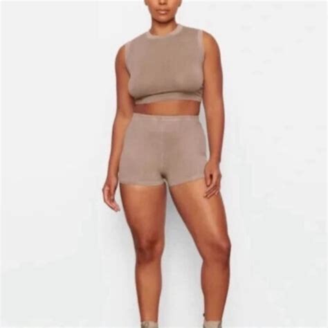 Skims Outdoor Basics Basic Tank In Desert Size L Large Gem