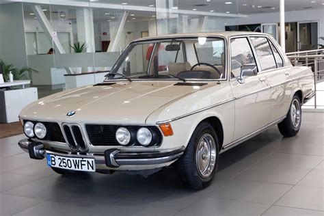 „timetravel“ Automobile Bavaria Băneasa Classic Cars Exhibition 092020