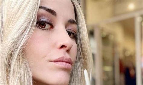 Elena Santarelli Scambiata Per Chiara Ferragni La Sua Reazione