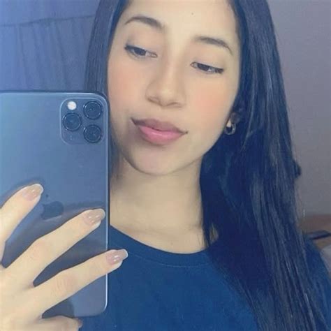 Sabrina Fuentes Ssfcsabrina Threads Say More
