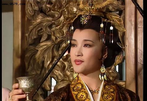 40岁刘晓庆为拍《武则天》拒绝200万片酬接下这部戏陈宝国陈家林大印