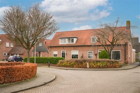 Koopwoningen Beneden Leeuwen Huizen Te Koop In Beneden Leeuwen [funda]