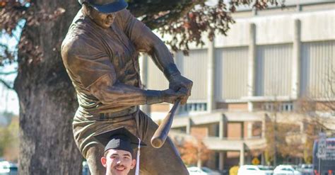 Noah Griffith On Linkedin Get To Know Noah Griffith Athlons New Braves Managing Editor