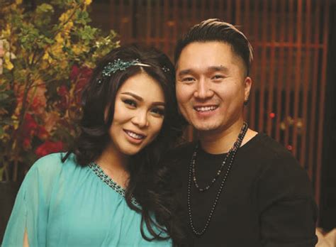 Дуучин С Заяа Хосууд гэгээн хайрын баярыг заавал тэмдэглэж байх нь зүйтэй