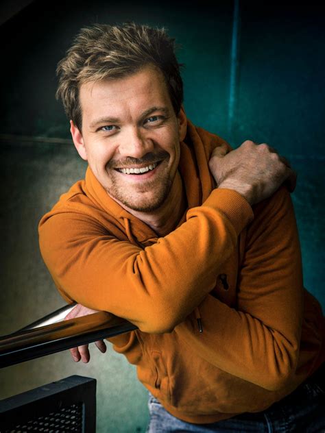Nils Kreutinger Schauspieler Sprecher Synchronschauspieler