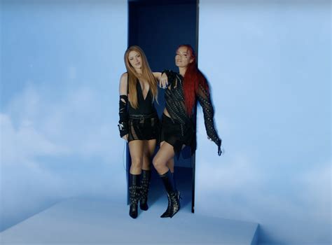 Tqg La Canción De Karol G Y Shakira Se Posiciona Como La Canción Más
