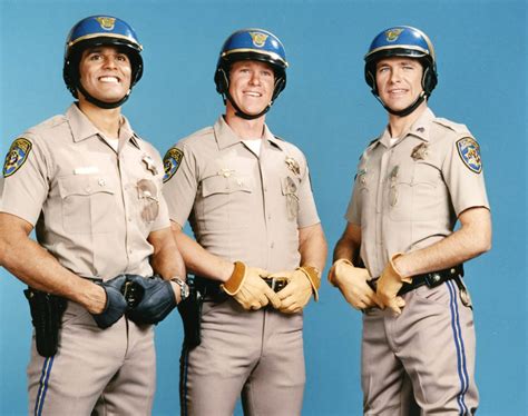 Dax Shepard To Direct And Star In ‘chips Reboot Michael Pena To Join