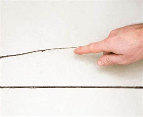 Detailed Guide On Repairing Broken Tile