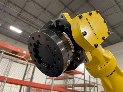 Fanuc M 710ic50 6 Axis Robot R 30ib Control Pendant 50 Kg