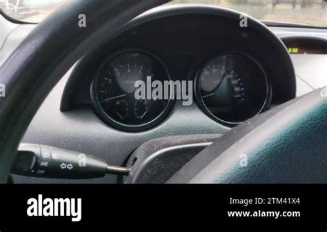 Analog Dashboard Car Round Speedometer Stock Videos And Footage Hd And 4k Video Clips Alamy