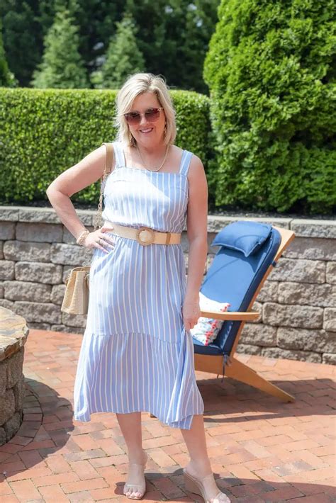 Casual Dresses For Women Over 50