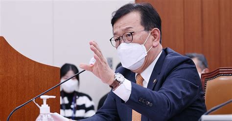 석동현 민주평통 사무처장 94억9천만 원 재산 신고