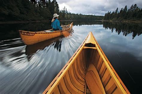 How To Canoe 10 Steps Plus How To Paddle And Steer