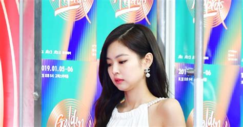 블랙핑크 제니 그녀만 소화 가능한 패션골든디스크 포토엔hd