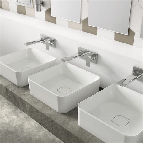Ideal Standard A AA EDGE Miscelatore Monocomando Lavabo Per Installazione A Parete Finitura