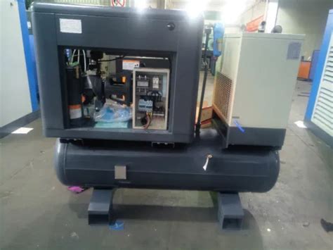 11kw 15HP 16 Bar Direct Driven Rotary Screw Air Compressor With Air