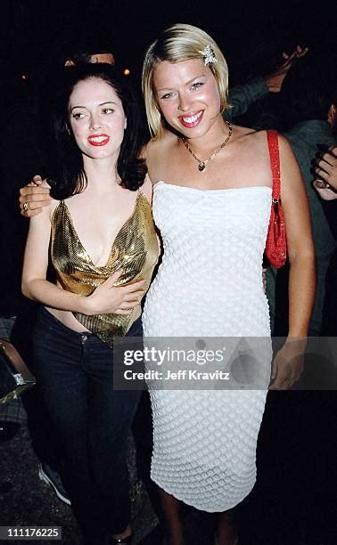 103 Rose Mcgowan 1998 Photos And High Res Pictures Getty Images