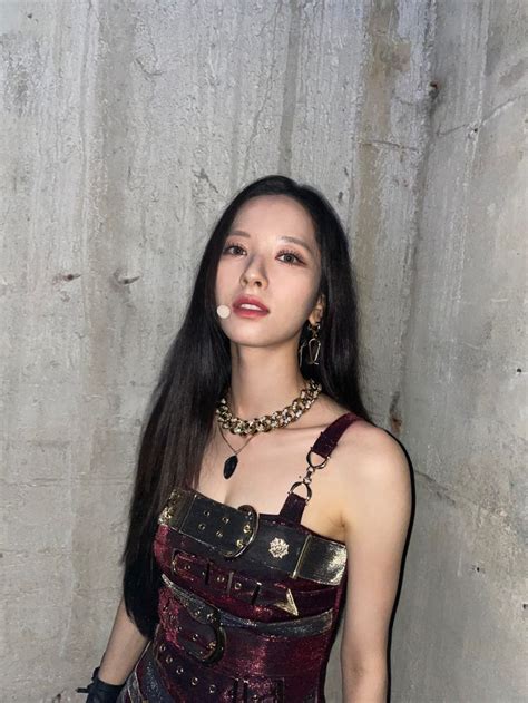 Pin By Shy Lessem On Bbo Women Fashion Cosmic Girls