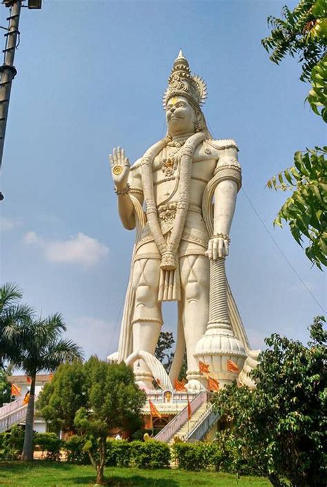 Hanuman Jayanti ये हैं दुनिया की 5 सबसे बड़ी हनुमान मूर्तियां जानें