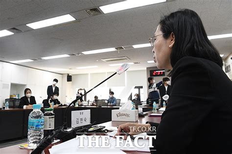 여성단체 만나 여가부 폐지 간담회 가진 김현숙 장관 Tf사진관 포토 기사 더팩트