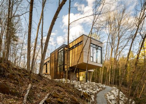 Christopher Simmonds Creates Forest Retreat In Canada