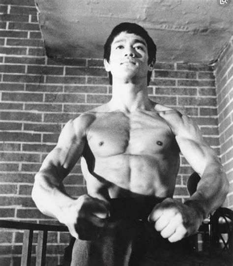 李小龍肌肉並不大，為什麼有那麼大的力量？ 壹讀