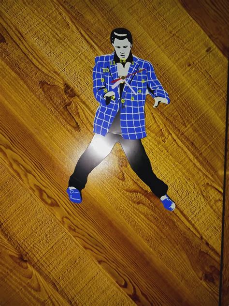 Elvis Presley Dancing Clock