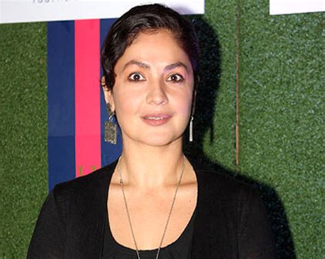 Men Dont Age In India Says Pooja Bhatt