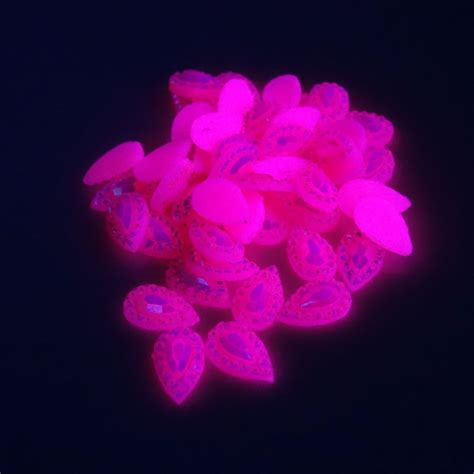 5x8 Neon Pink Teardrop 50pcs Happy Place Bling