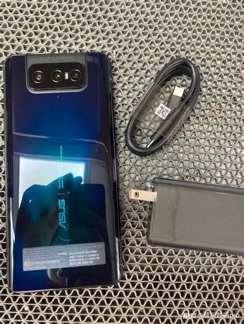 Asus Zenfone 7 Hands On Pic Randroid