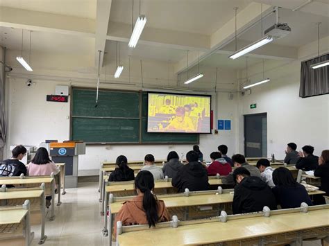 理学院理学院本科生第二党支部举办四月份主题党日活动暨红心向党爱我国防演讲比赛 青岛理工大学学生工作处武装部创新创业学院