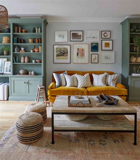 Vintage Green Living Room Theme