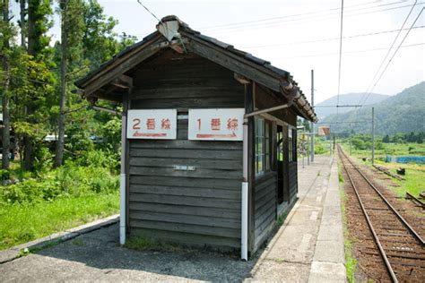 富山地方鉄道の素敵な駅めぐり その9 HETIMA DIARY