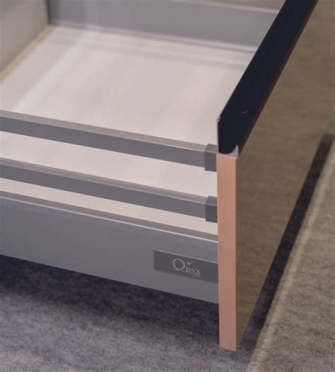 Drawer Systems Onyx