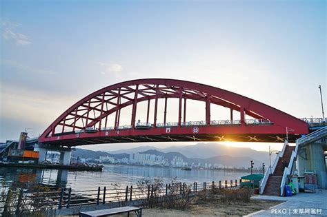 【江原道景點】束草阿爸村人力渡船、束草觀光水產市場、魷魚米腸｜韓劇藍色生死戀、韓綜兩天一夜拍攝地 Peko の Simple Life