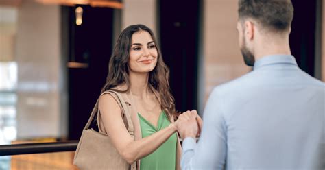 7 Ways Classy People Command Respect Without Saying A Word