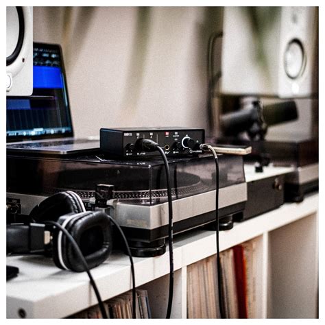 Steinberg Ixo12 Usb C Audio Interface Black At Gear4music