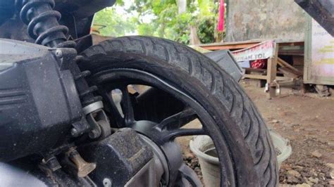 Jangan Paksakan Motor Anda Menggunakan Pelek Yang Sudah Bengkok Bisa