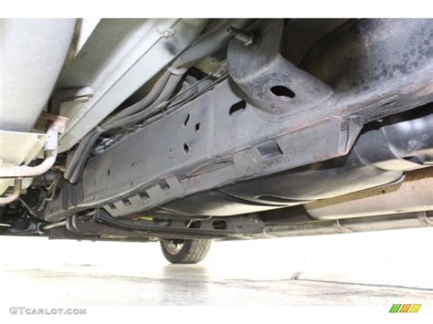2003 Chevrolet Express 1500 Awd Passenger Conversion Van Undercarriage