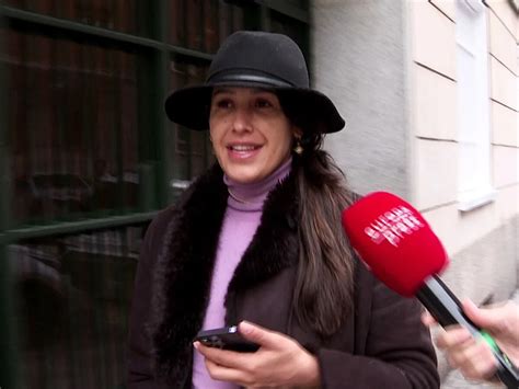 Gabriela Guillén no desvela si ha felicitado a Bertín Osborne por su 69