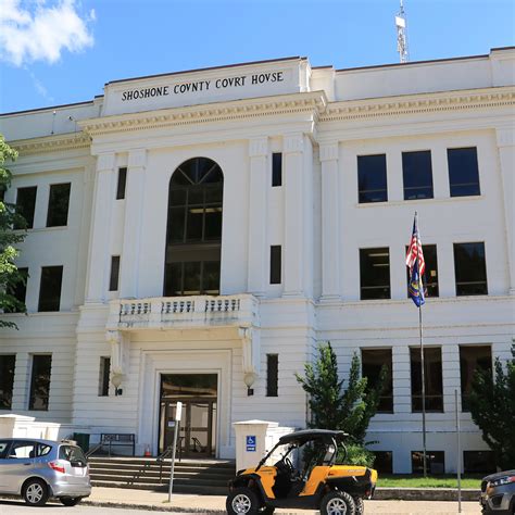 Cory Booker Girlfriend And Dating History He Doesnt Have A Wife Mens Journal